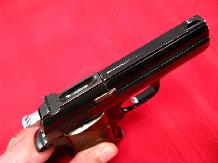 Smith & Wesson - 627-3 Pc .357 8-Shot 2-5/8``... Original Bloodwork ...