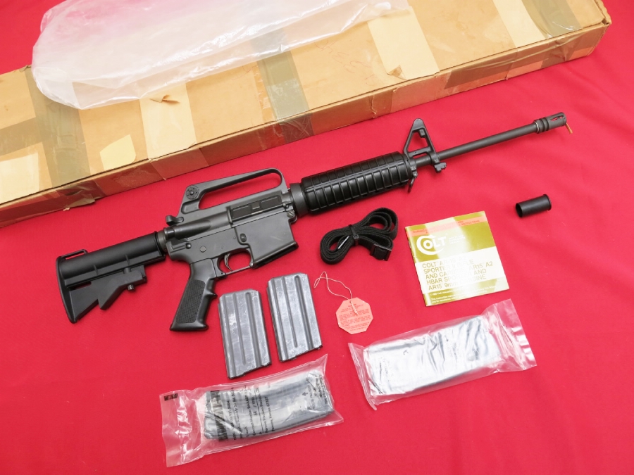 Colt Ar-15 Carbine Pre-Ban .223...Scarce R6420 Green Label...Near New ...