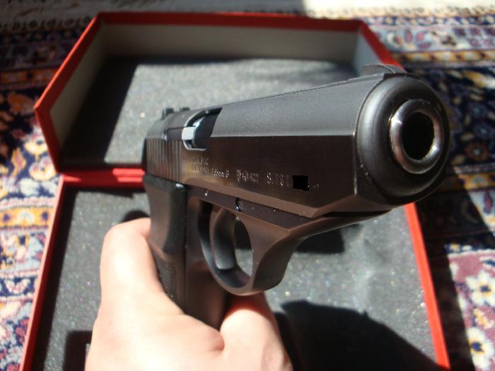 Sig Sauer P230 In 7.65mm (.32acp) For Sale at GunAuction.com - 9092617