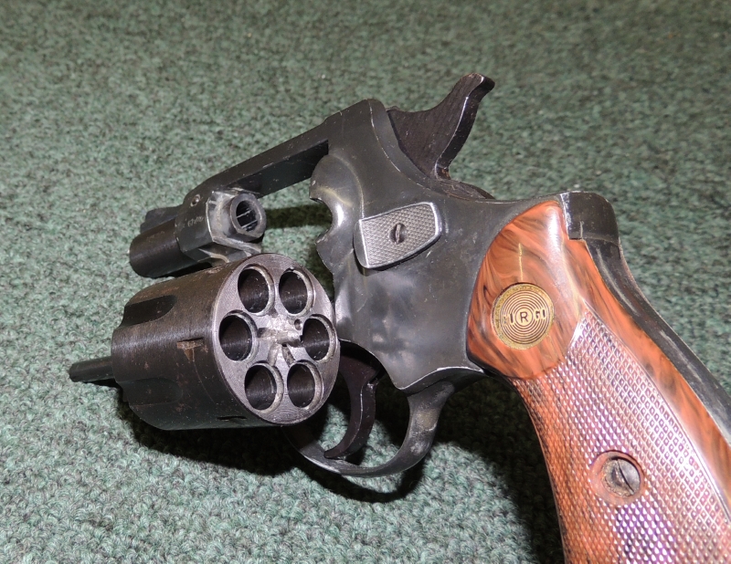 Burgo Model 38 .38 Special Revolver No Reserve For Sale at GunAuction ...