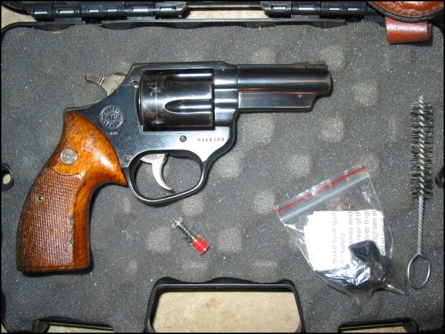 Astra-Unceta Sa Astra Police Revolver .357mag 3"Brl.-Complete Pkg For ...