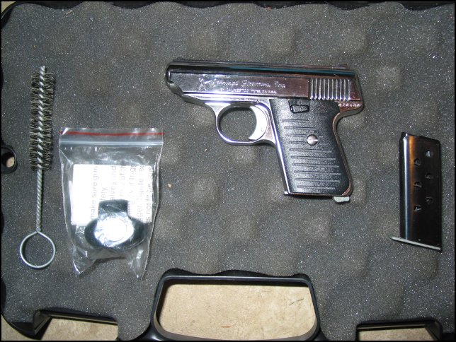 Calwestco Jennings J25 Chrome/Black .25acp Semi-Autos-Extras For Sale ...