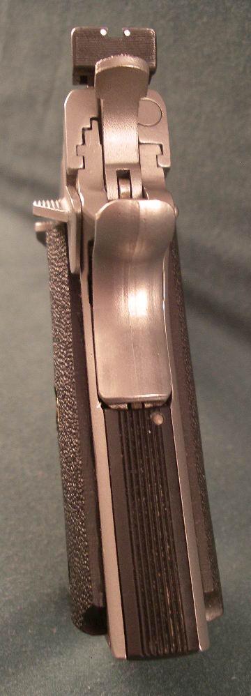 Amt Commando Cal .40 S&W For Sale at GunAuction.com - 7967630