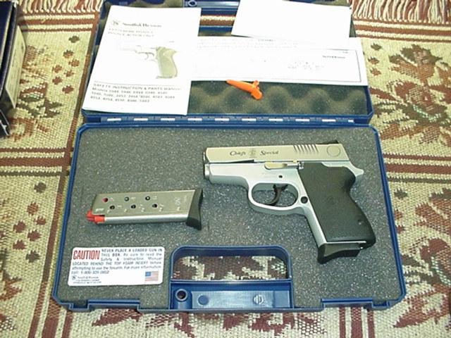 Smith & Wesson Chiefs Special, Cs9d, 9mm, Anib With All, Nice For Sale ...