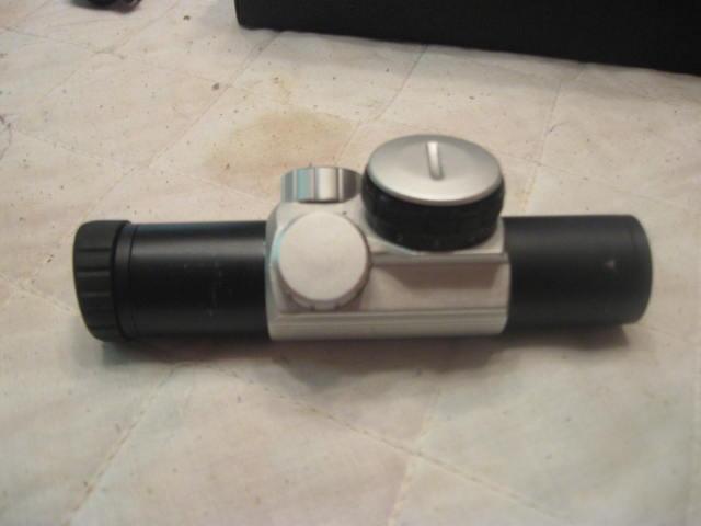Leupold/Gilmore Red Dot Sight For Sale at GunAuction.com - 8973454