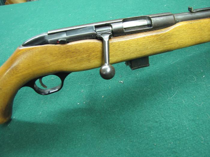 Mossberg New Haven 240c 22 Lr For Sale at GunAuction.com - 9481546