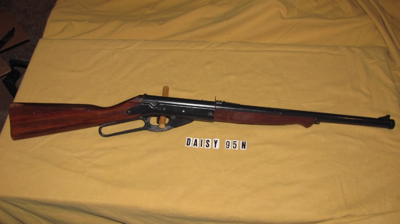 Daisy Model 95 Lever Bb Gun Fine Plus Condition For Sale at GunAuction ...