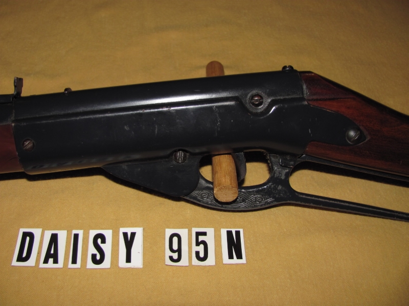 Daisy Model 95 Lever Bb Gun Fine Plus Condition For Sale at GunAuction ...