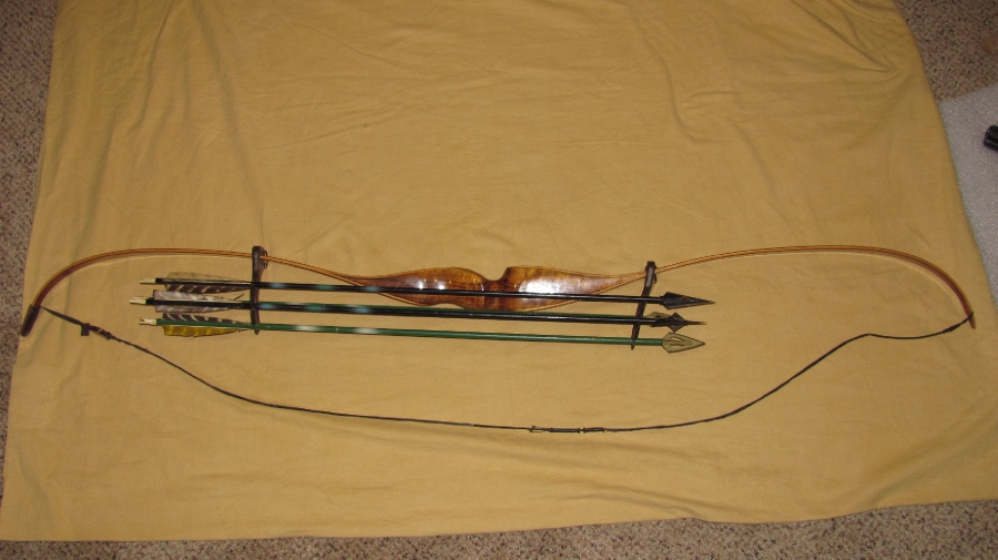 Shakespeare Wonderbow Necedah #26 W/Arrows Classic For Sale at ...