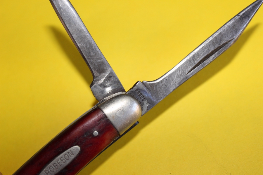 Robeson Jack Knife Pattern #633594 Red Bone For Sale at GunAuction.com ...