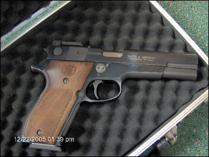 Smith & Wesson Performance Center Model 952 9mm - 1 Of 200 Made For ...