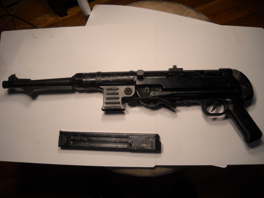 Mp-40 Cap Gun. For Sale at GunAuction.com - 12654440