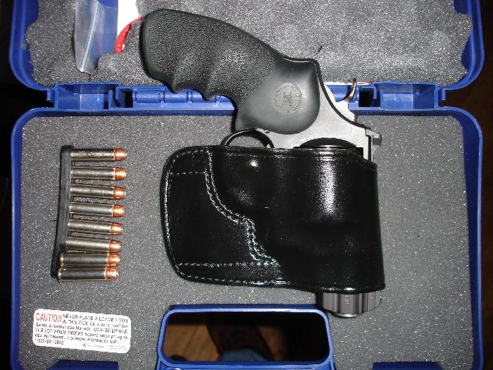 Smith & Wesson Model 327 Night Guard .357 Layawaytrades For Sale at ...