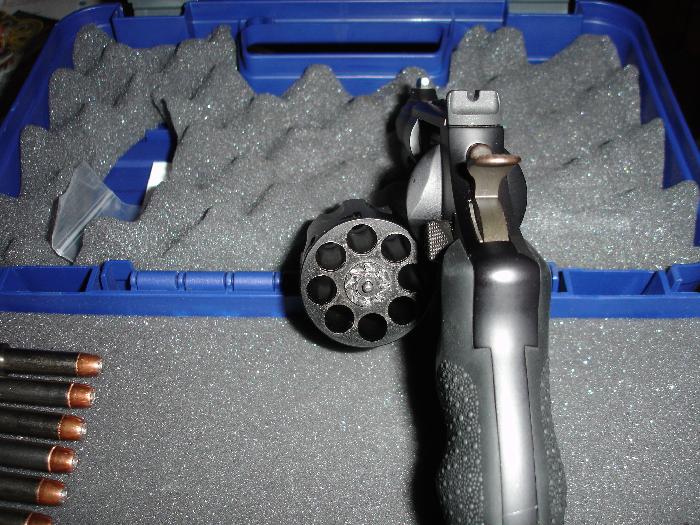 Smith & Wesson Model 327 Night Guard .357 Layawaytrades For Sale at ...