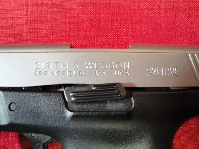 Smith & Wesson Sw40ve - 40 Sw -3 Mags-Ss Slide-Trigger Job-Lnib ...