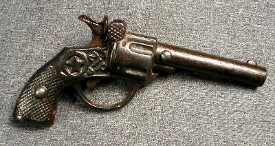 1935 Cast Iron Hubley Zip Cap Gun For Sale at GunAuction.com - 8320222