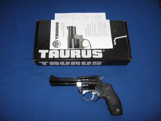 Taurus 941 Double Action 22 Magnum Revolver. For Sale at GunAuction.com ...