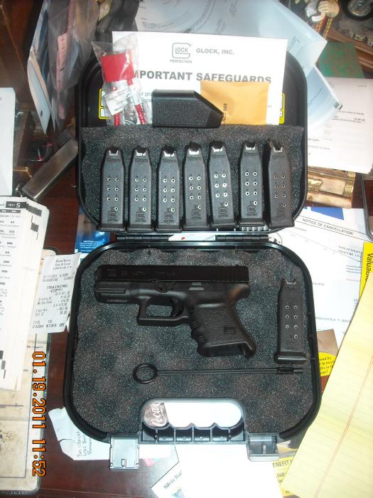 Glock Mdl 29 10mm Sub-Compact 8 Mags Low Reserve For Sale at GunAuction ...