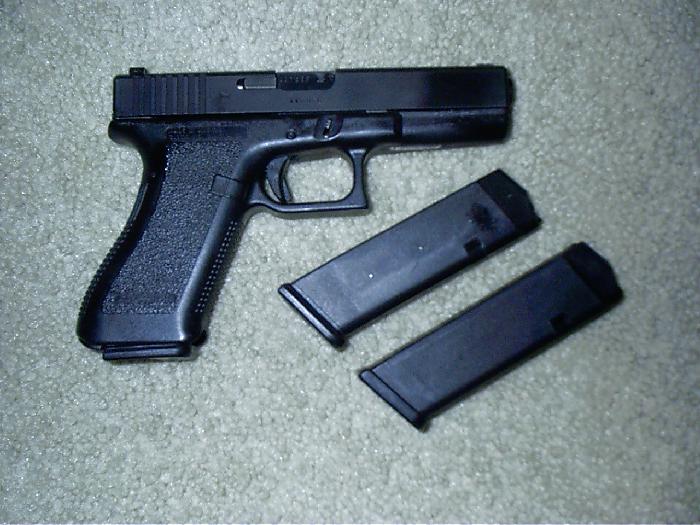 Glock Model 22 .40 Caliber For Sale at GunAuction.com - 9041442
